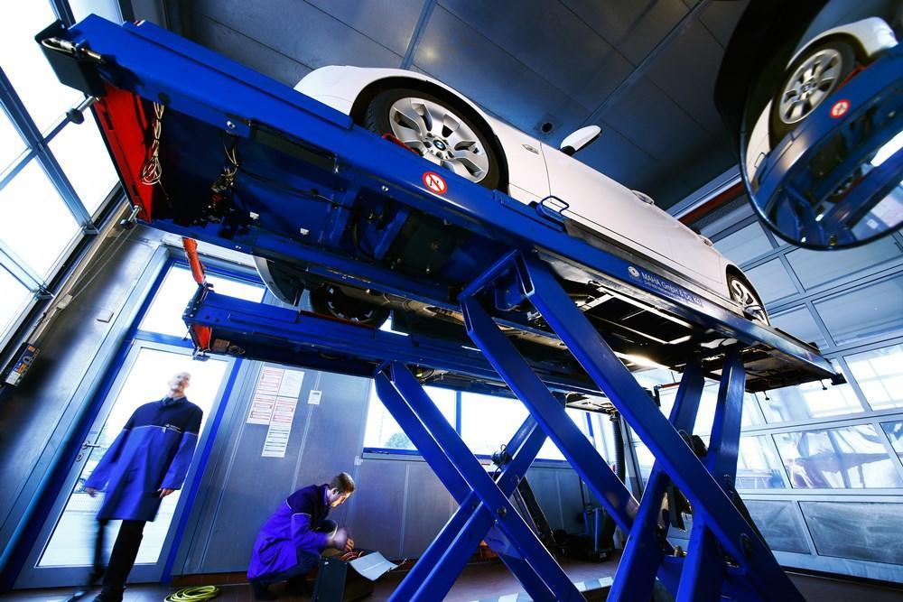 TÜV: Fast jedes fünfte Auto in Deutschland hat erhebliche Mängel ...