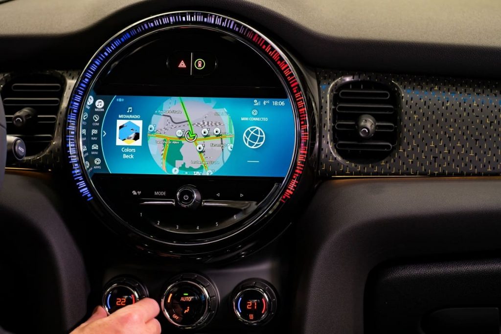 Umfassendes Infotainment-Upgrade für MINI 3-Türer, 5-Türer und Cabrio ...
