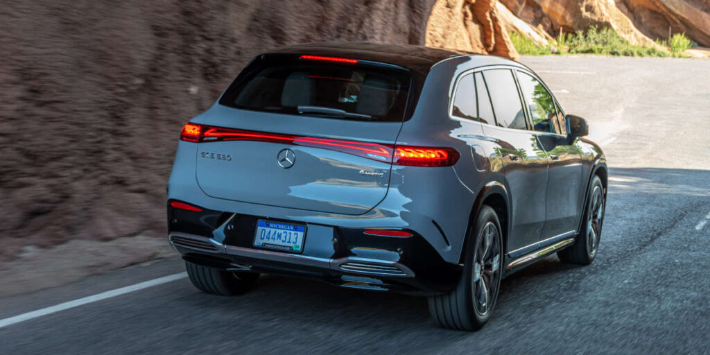 Mercedes Eqs Suv Test 2022 Besticht Die S Klasse Auch Als Rein