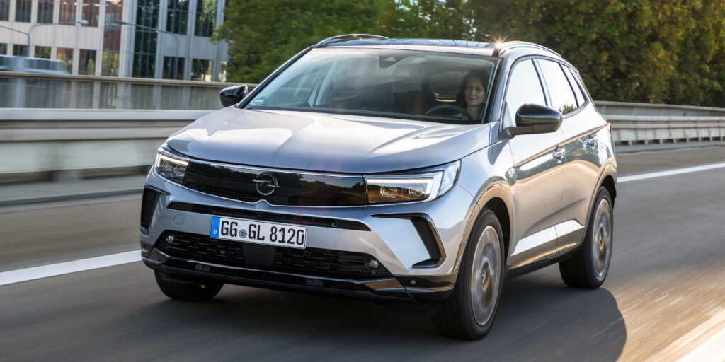 Opel Grandland (Test 2022): Wenn die Nacht zum Tag wird - MeinAuto.de