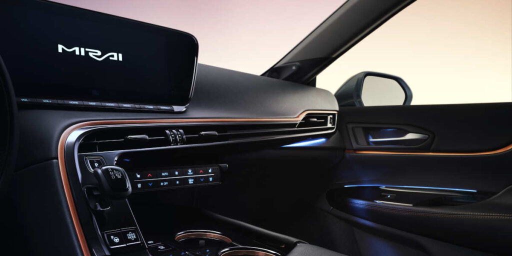 Toyota Mirai II (Test 2022): Springt der Funke diesmal über? - MeinAuto.de