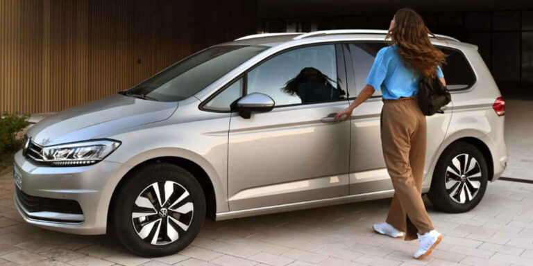 VW Touran Move (Test 2023): Was kann der kompakte Van als Sondermodell ...