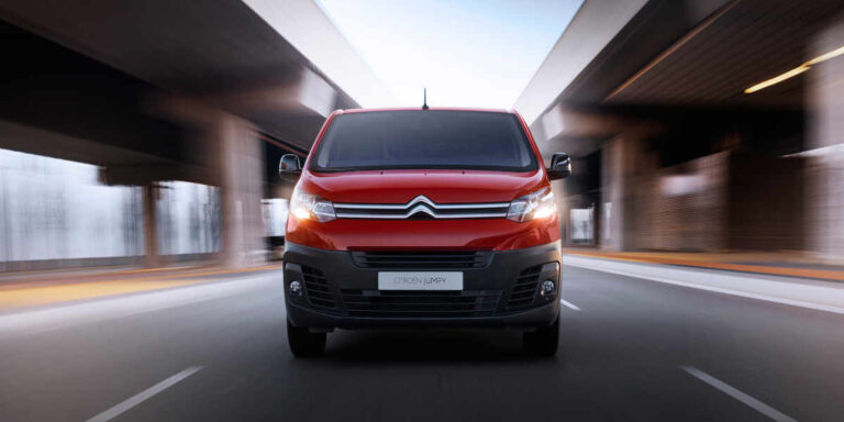 Citroen Jumpy Kastenwagen (Test 2023): Ist der Diesel dem e-Jumpy noch ...