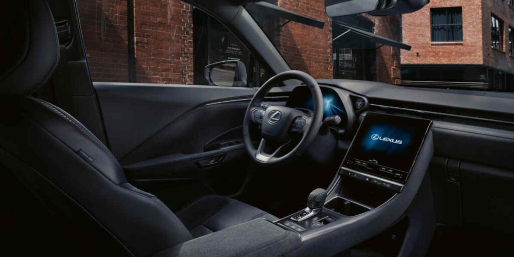 Lexus LBX: Neues Kompakt-SUV bietet Atmosphären statt Ausstattungen ...