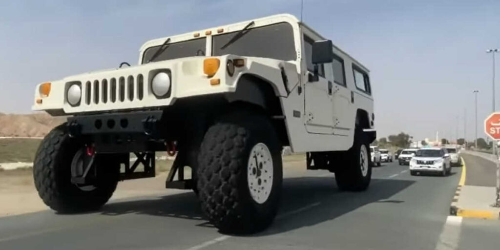 XXL-Hummer: Scheich aus Dubai sprengt mit Nachbau alle Dimensionen ...